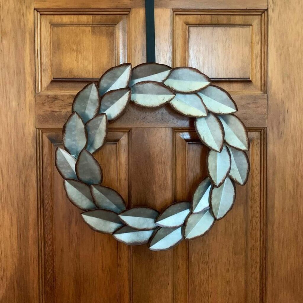 54 Rustic Farmhouse Wreath Designs to Welcome in Style