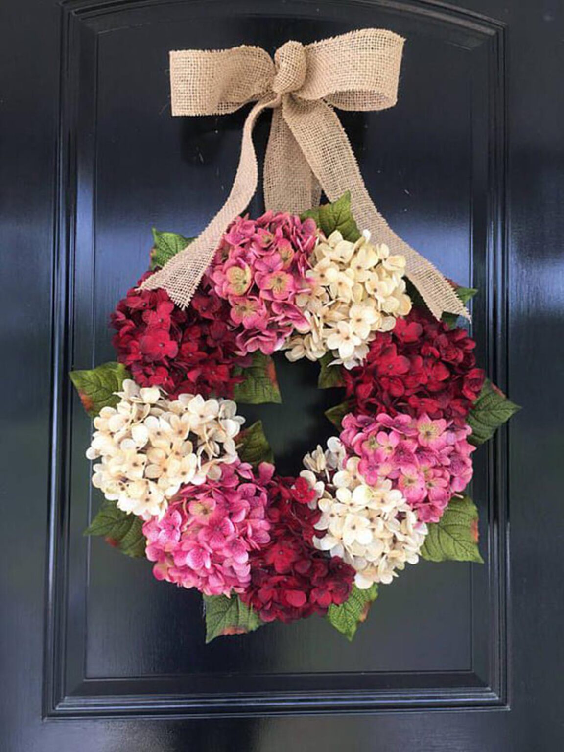 23 DIY Floral Wreath Designs to Welcome the Season