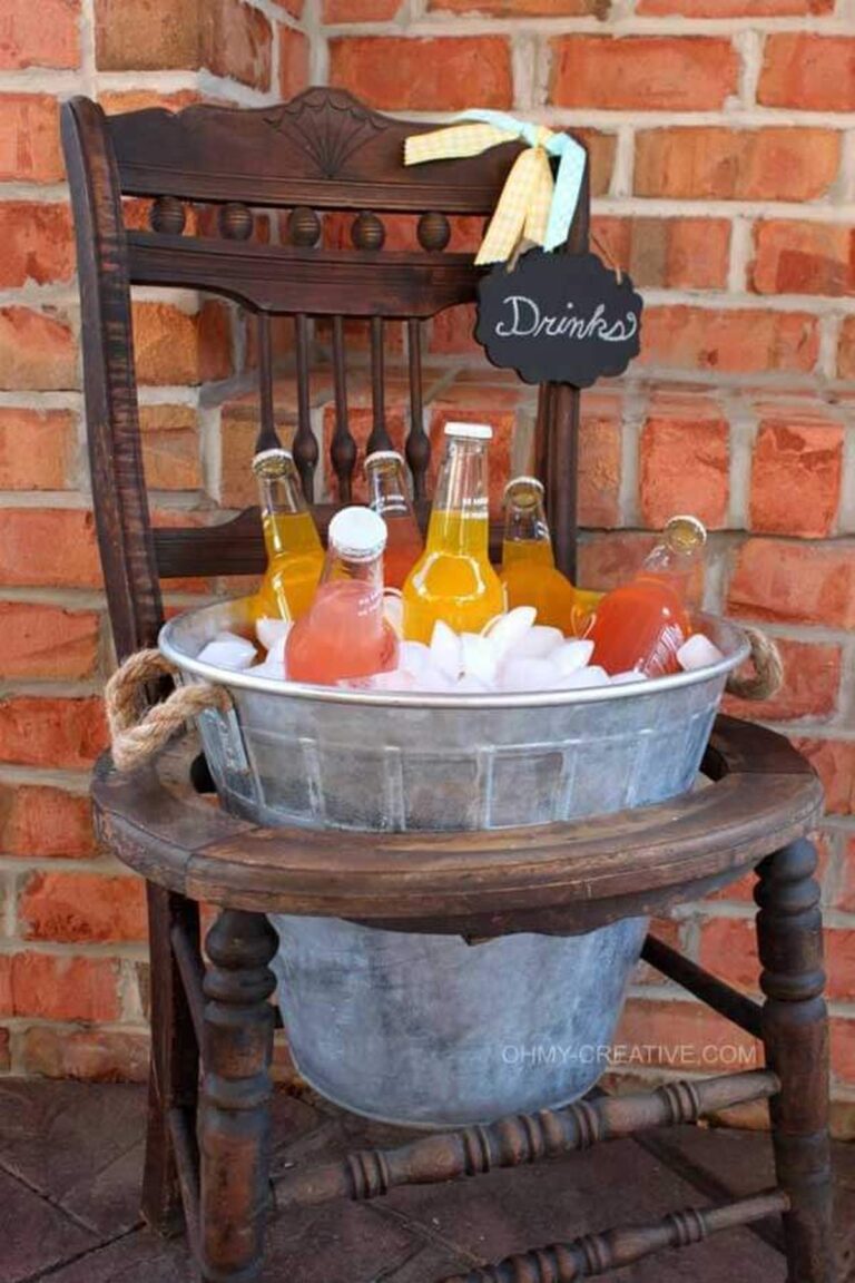 46 Creative DIY Outdoor Bars You Can Easily Build