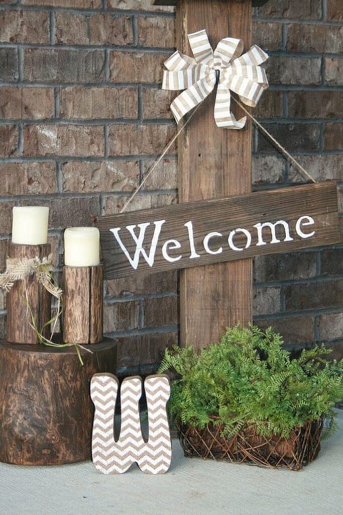 43 Welcoming Front Porch Posts to Delight Your Visitors