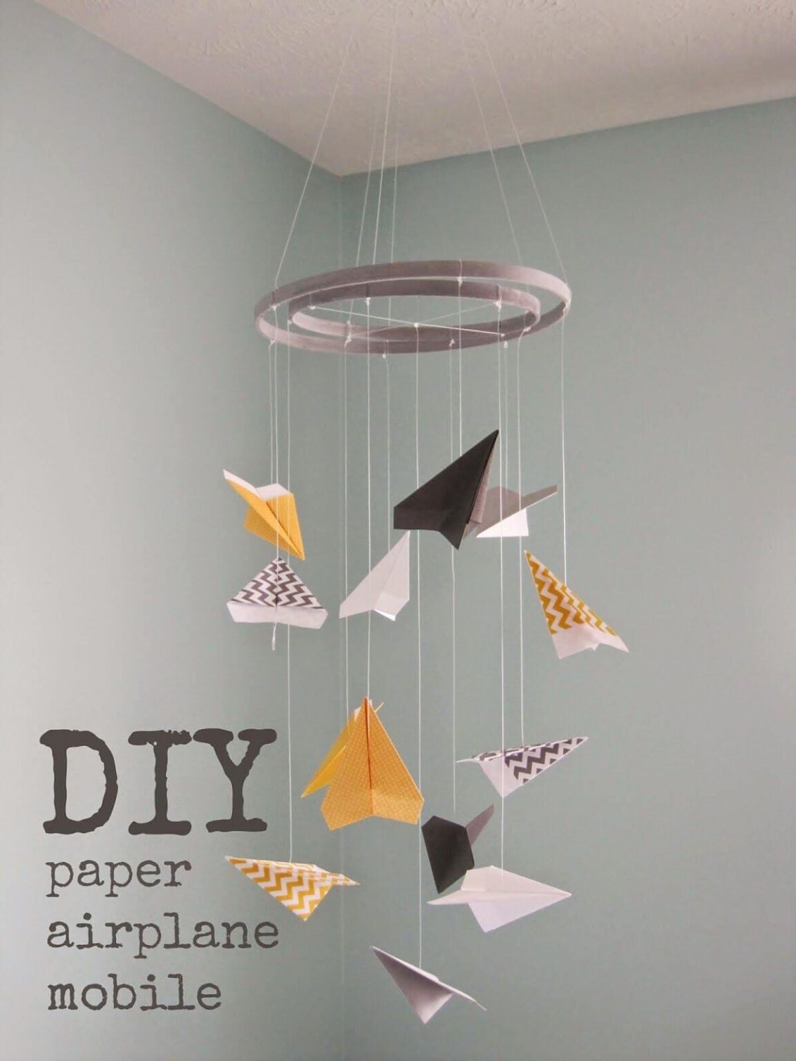 19 Cute DIY Baby Mobiles to Delight Your Baby