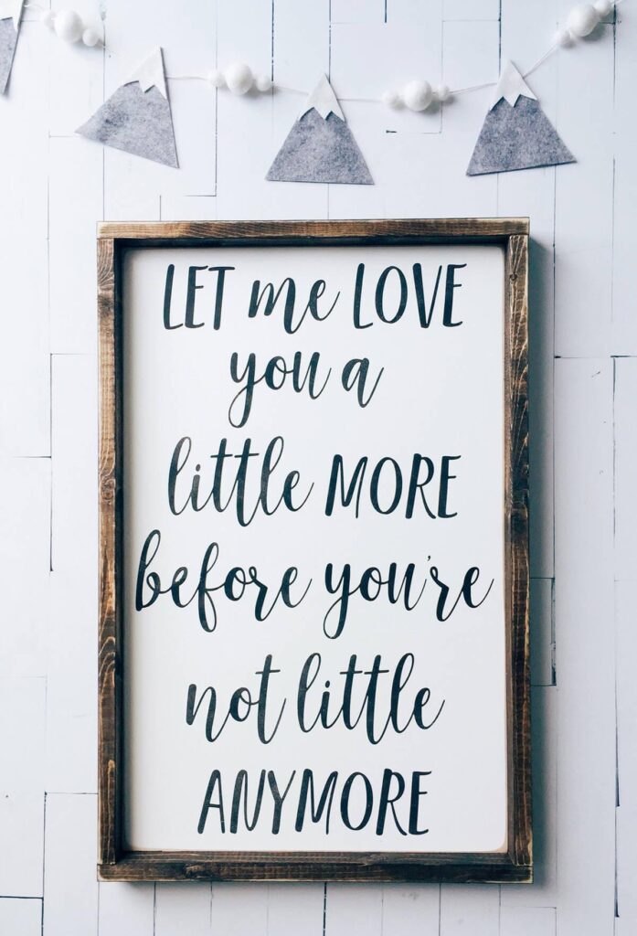 25 Creative Rustic Wood Signs for Heartfelt Inspiration