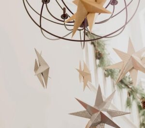 24 Creative Star Decor DIYs for a Dazzling Home