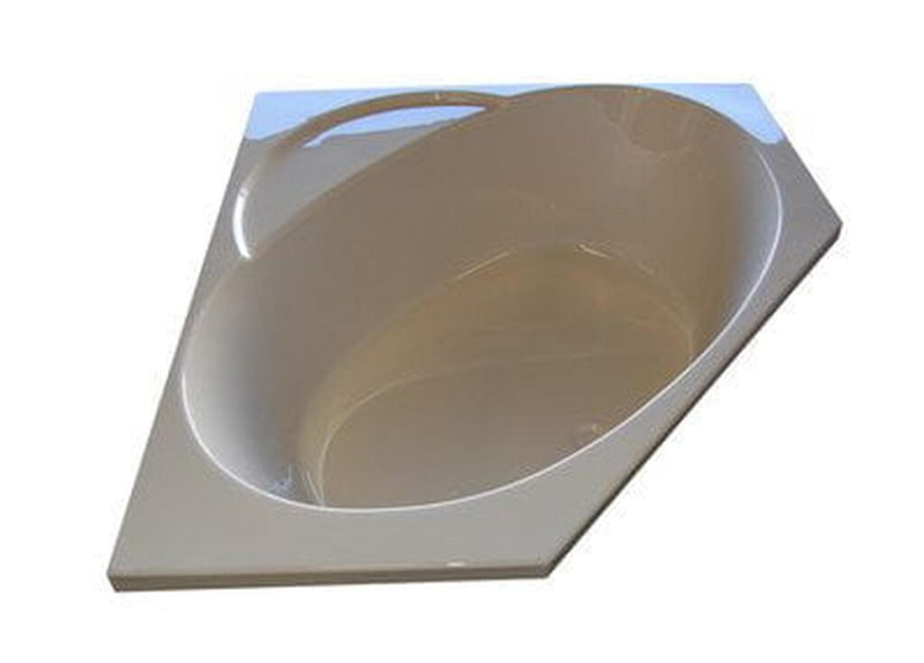 24 Best Small Bathtubs Designed for Big Impressions
