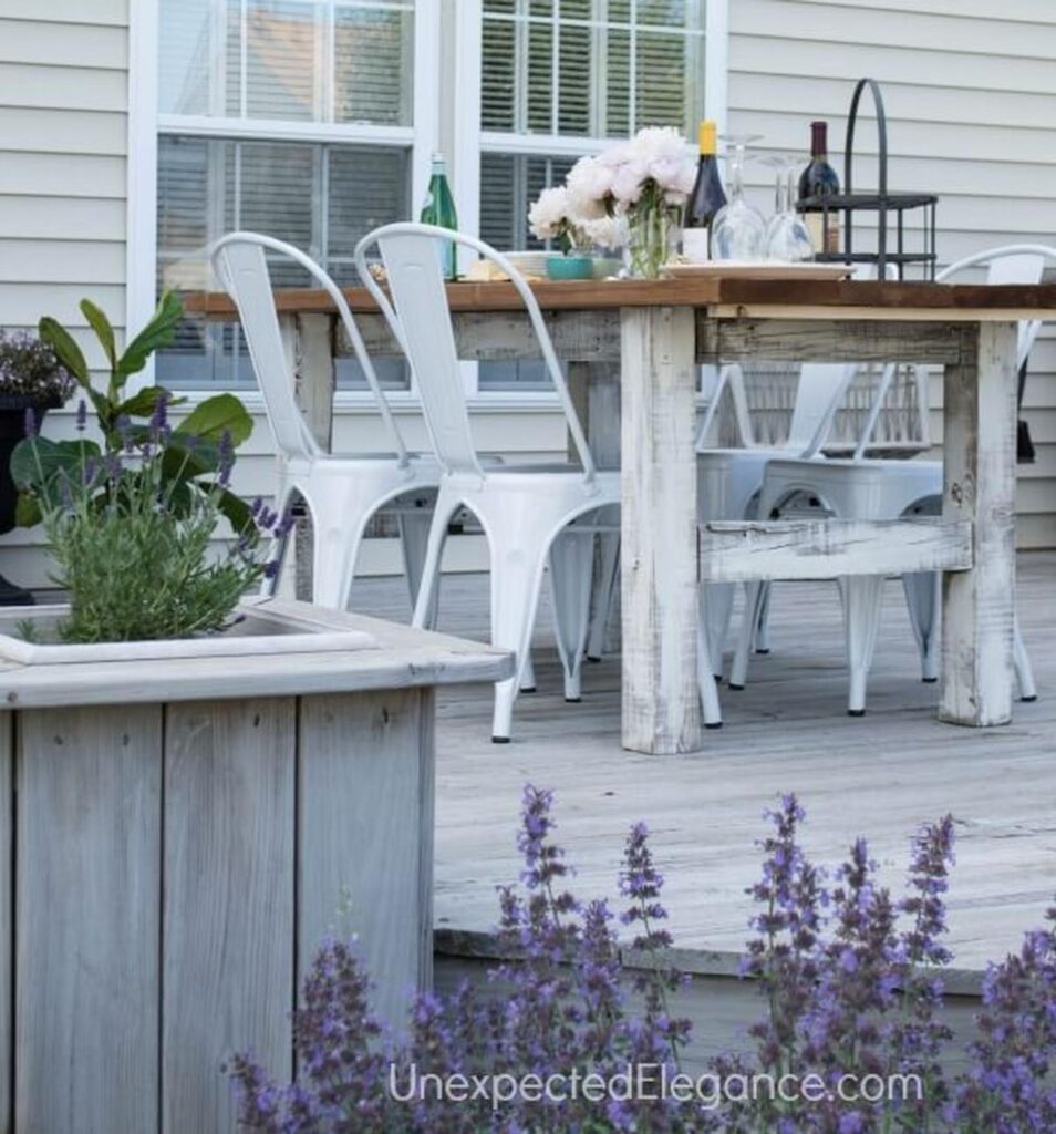 24 Stylish DIY Outdoor Tables to Elevate Your Backyard Entertaining