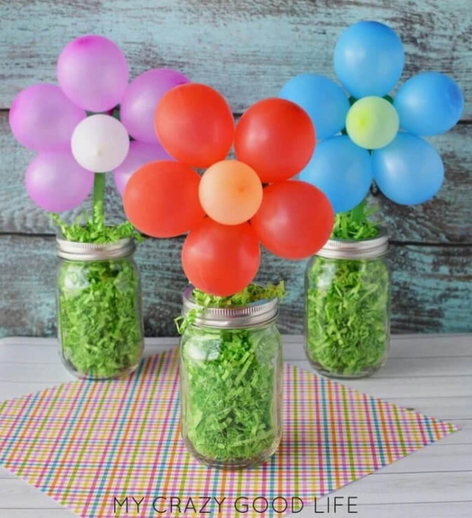 23 DIY Balloon Decoration Ideas for Lively Party Decorations