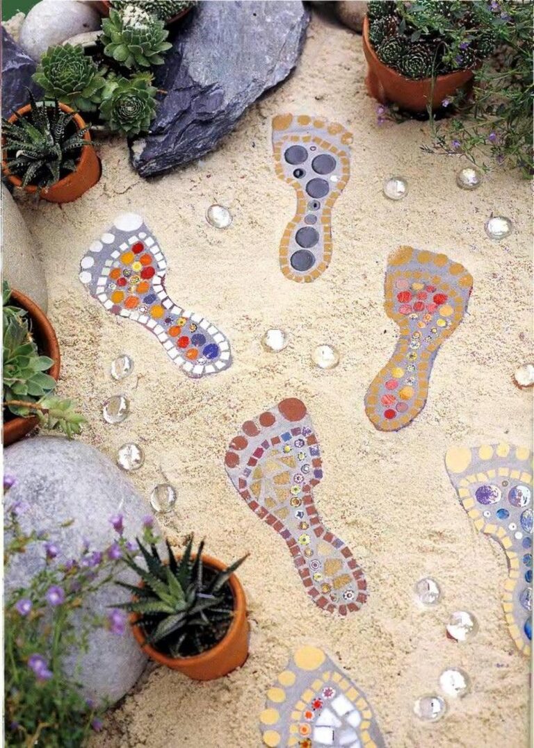 30 Unique Stepping Stones Ideas in Your Yard