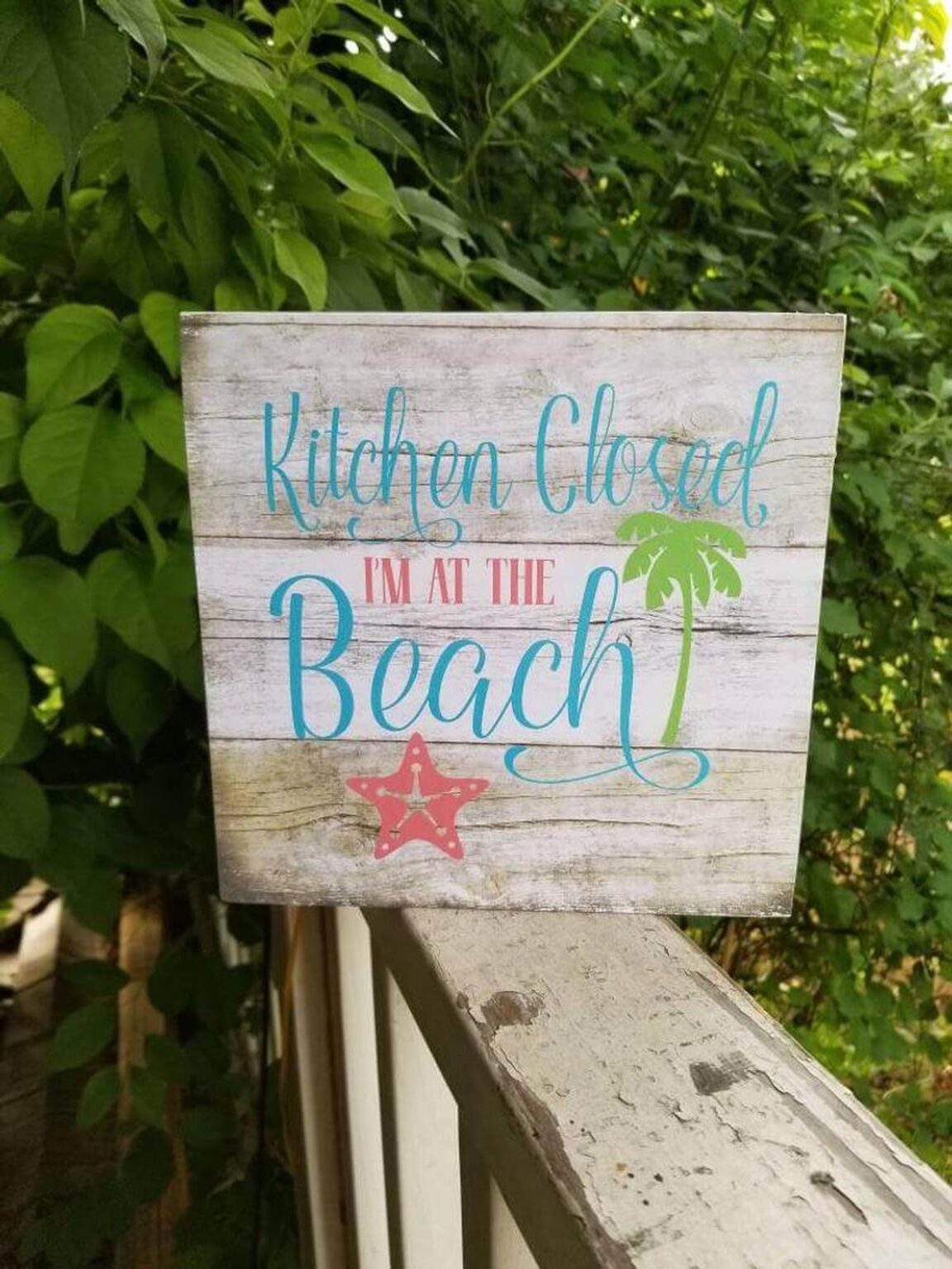 52 Awesome Beach Themed Wooden Signs for a Coastal Vibe