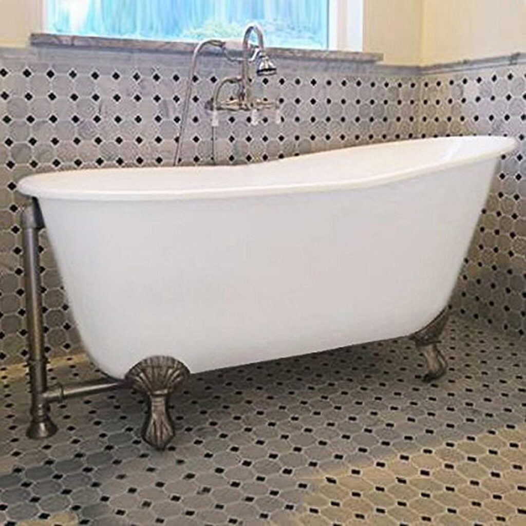 24 Best Small Bathtubs Designed for Big Impressions
