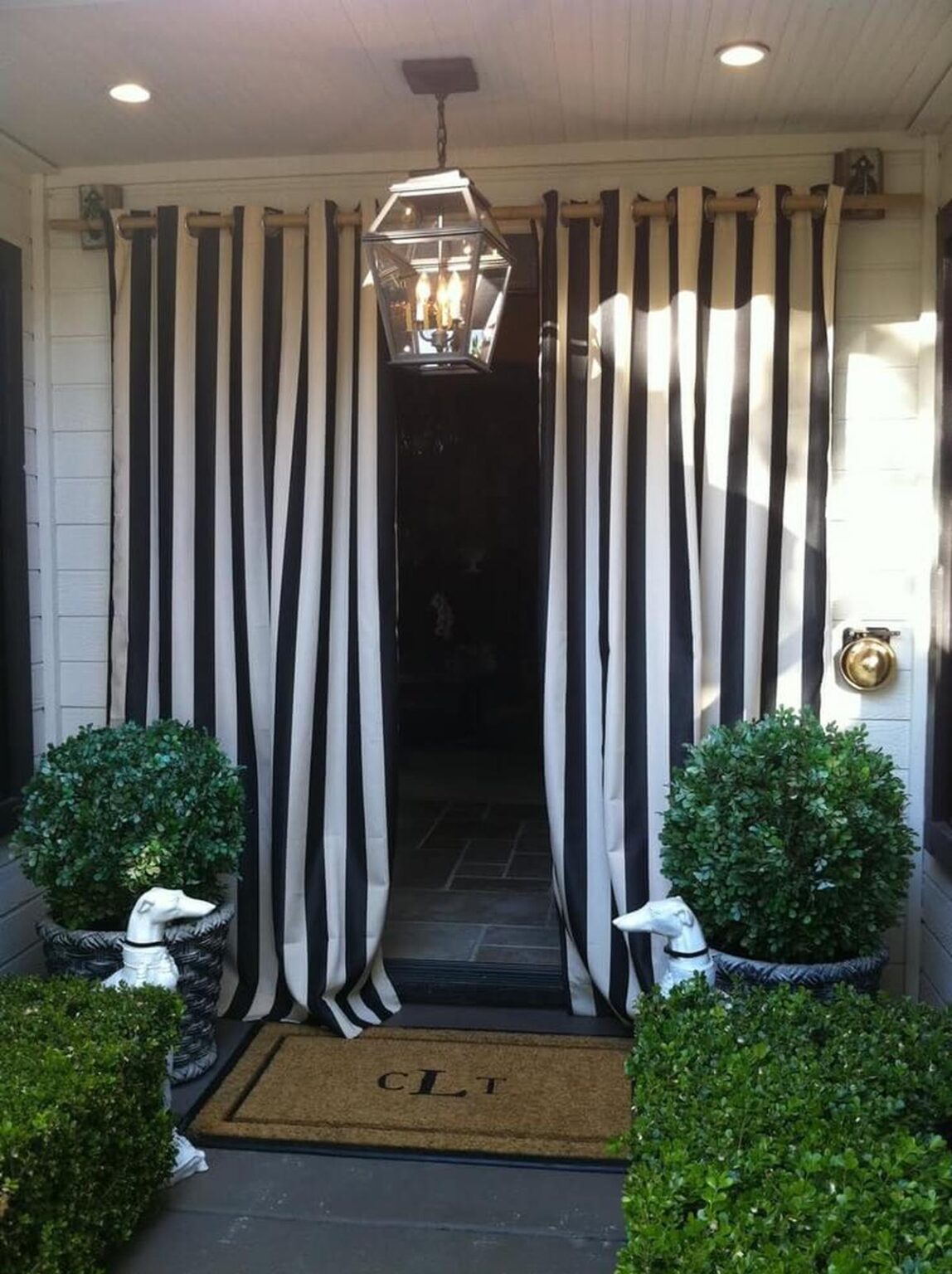 30 Outdoor Curtain Styles to Transform Your Patio