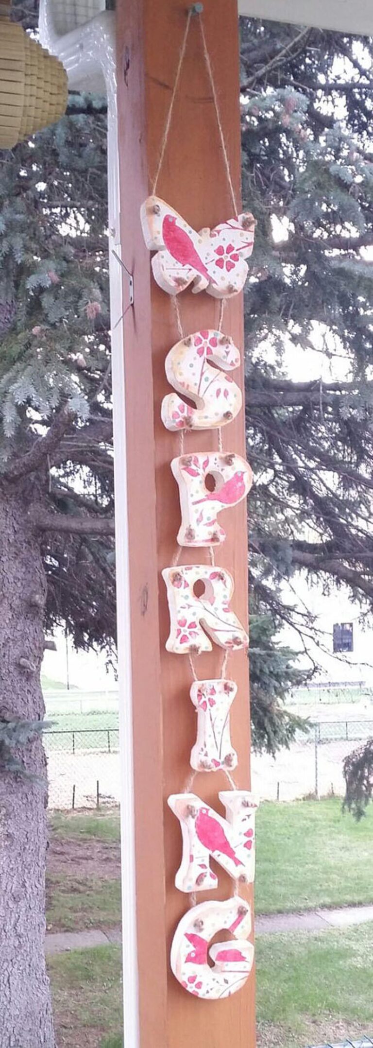 26 Beautiful Porch Sign Designs to Step into Spring