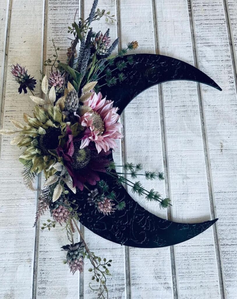 23 Unique Moon Wreath Designs for a Charming Home Vibe