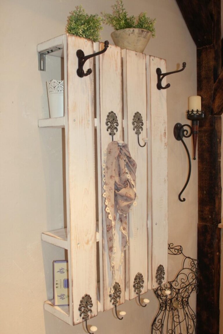 28 Chic Coat Rack Ideas That Are Sure to Impress
