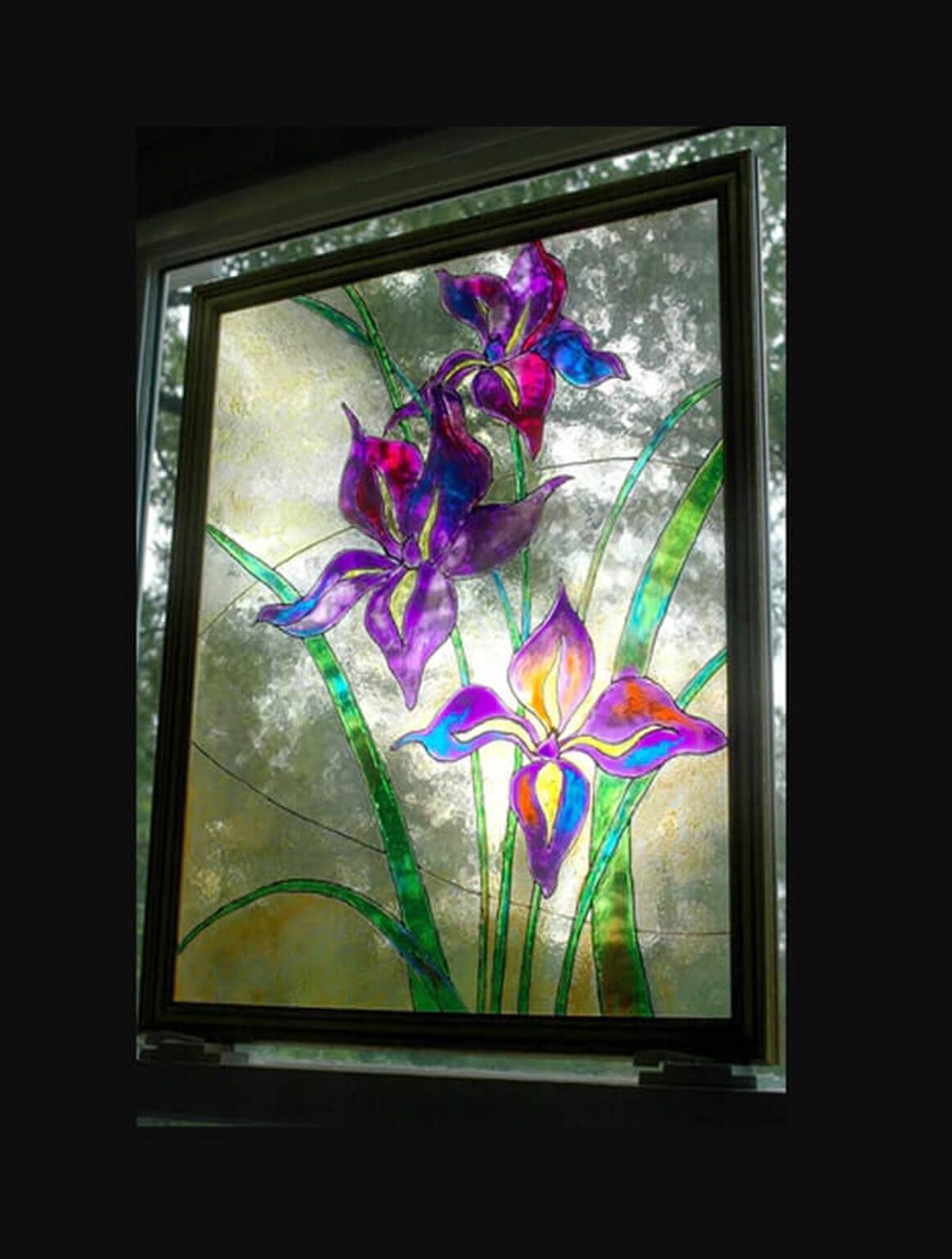 19 Gorgeous Hand Painted Window Ideas for a Fancy Home Upgrade