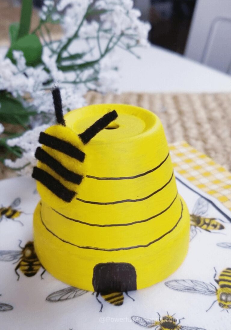 16 Unique DIY Clay Pot Animal Crafts for a Playful Home Decor