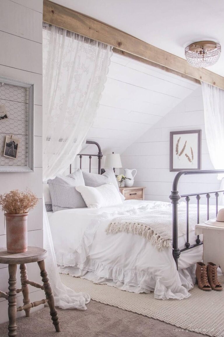 27 Rustic Shiplap Decor Ideas for the Ultimate Farmhouse Feel