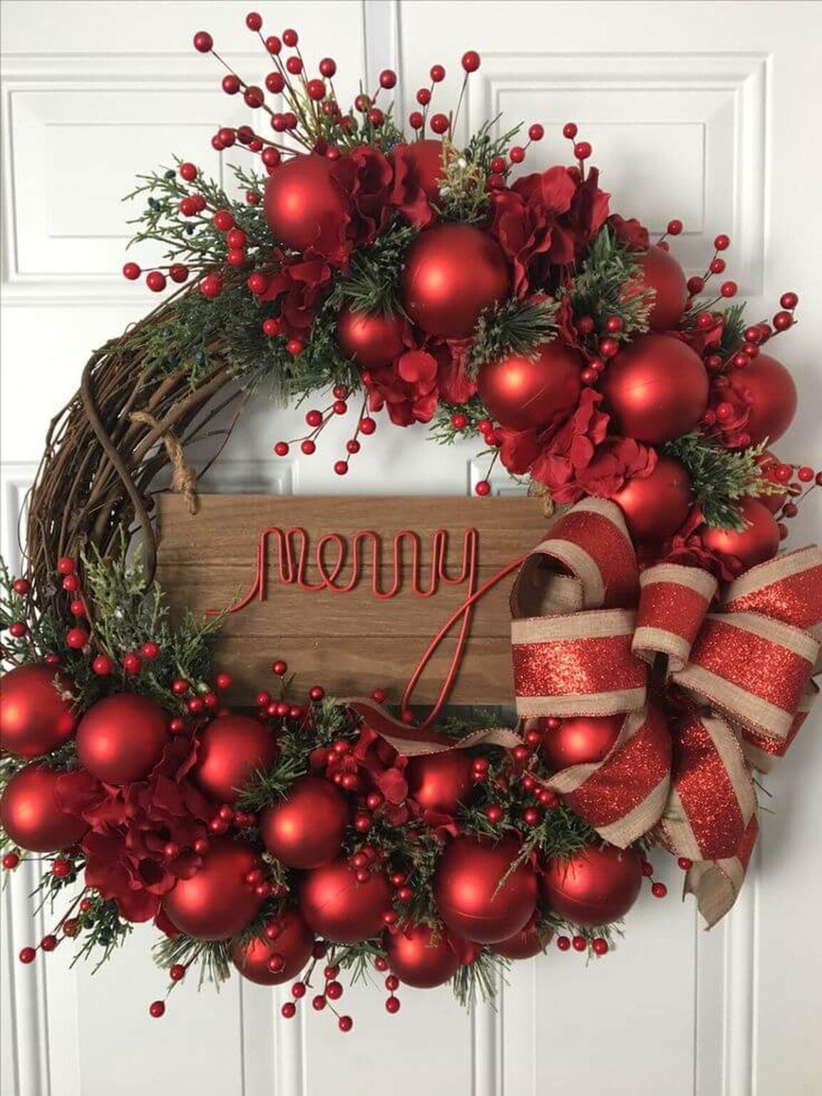 40 Festive Red Christmas Decor Ideas to Spark Holiday Joy