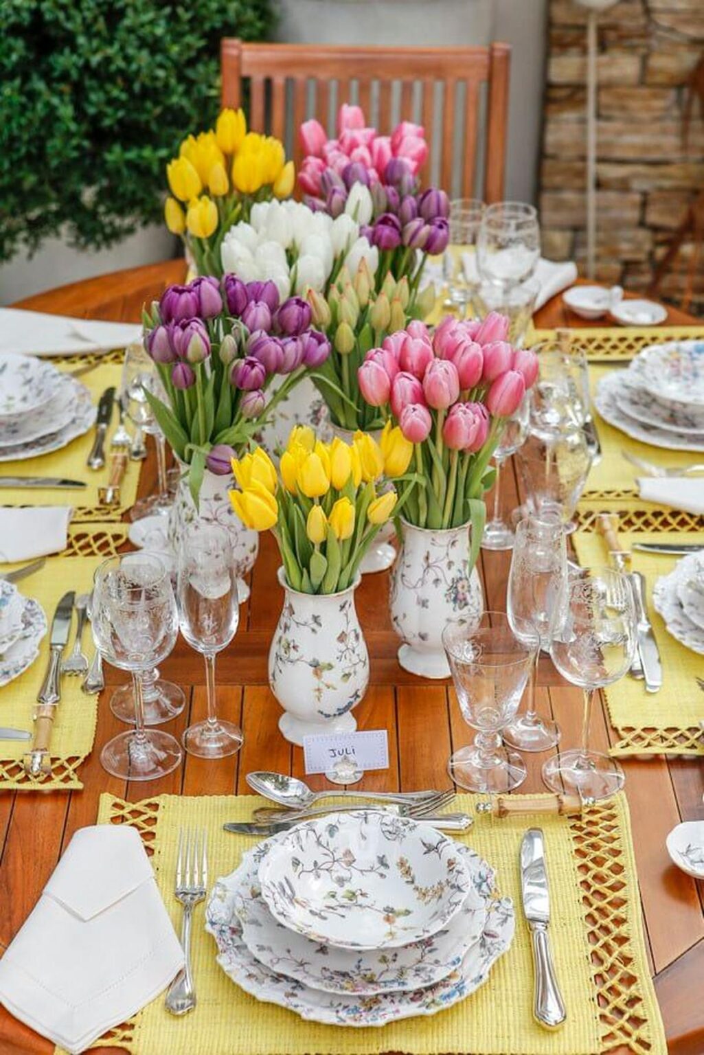 66 Delightful Spring Centerpiece Ideas for a Joyful Table
