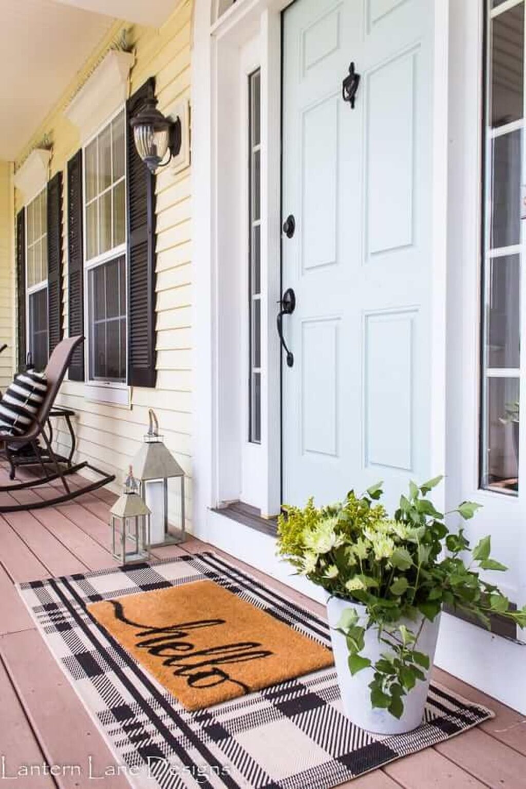 23 Inviting Rustic Veranda Designs to Enhance Your Home's Exterior