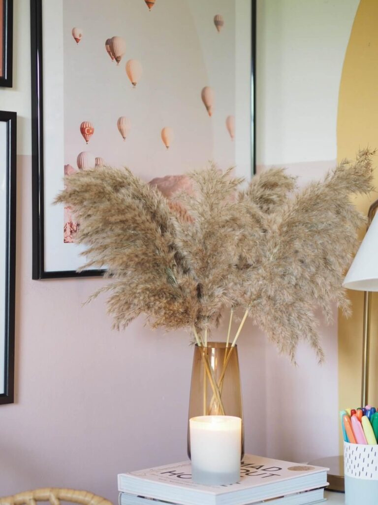 24 Pastel Decor Ideas for a Bright and Cheerful Room