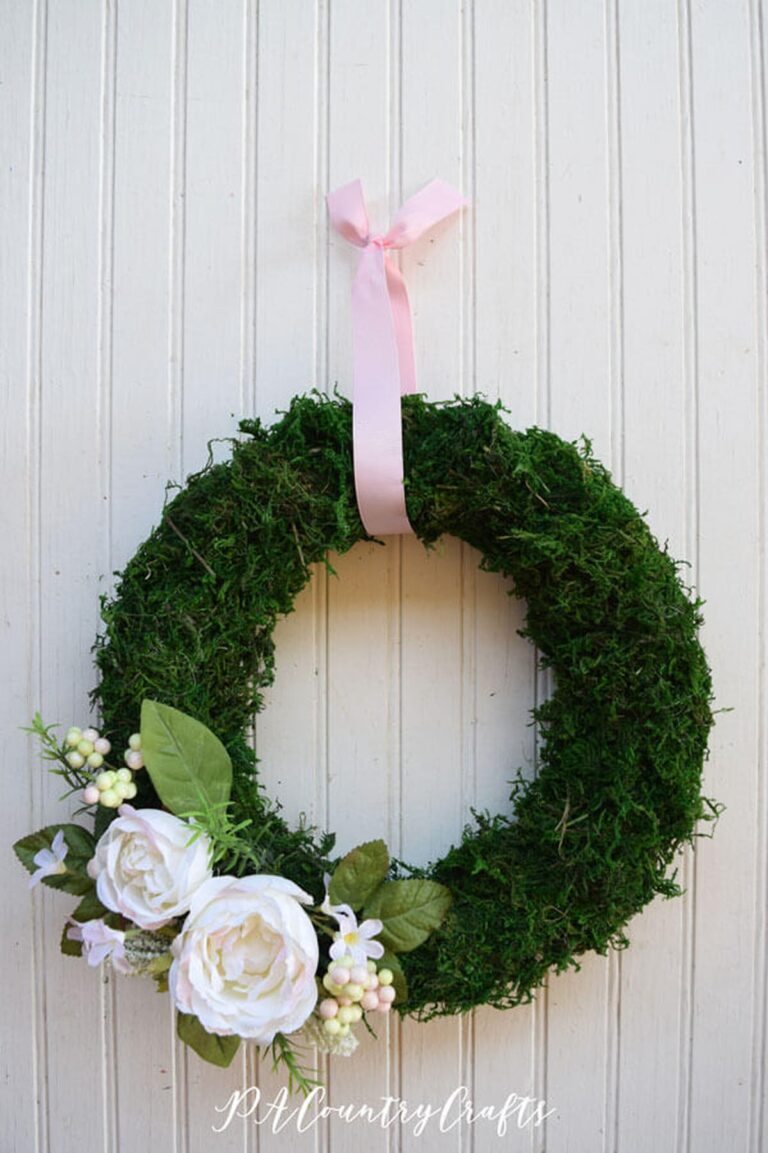 30 DIY Moss Wreath Designs to Beautify Your Entryway