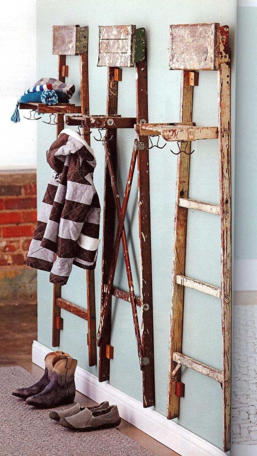 36 Creative Ways to Repurpose Old Ladders in Your Home