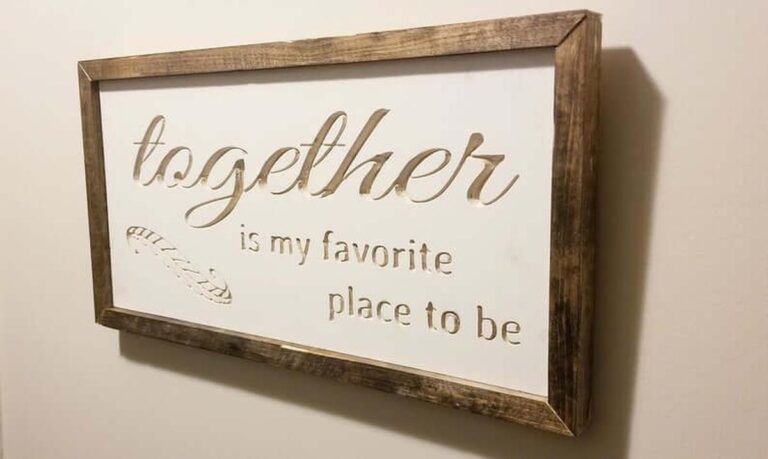 28 Powerful Family Quote Signs to Strengthen Your Bond