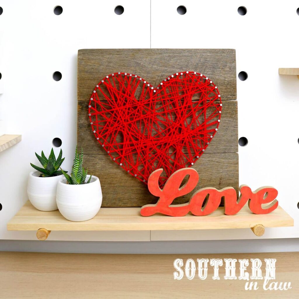 33 Rustic Wood Heart Crafts to DIY and Cherish