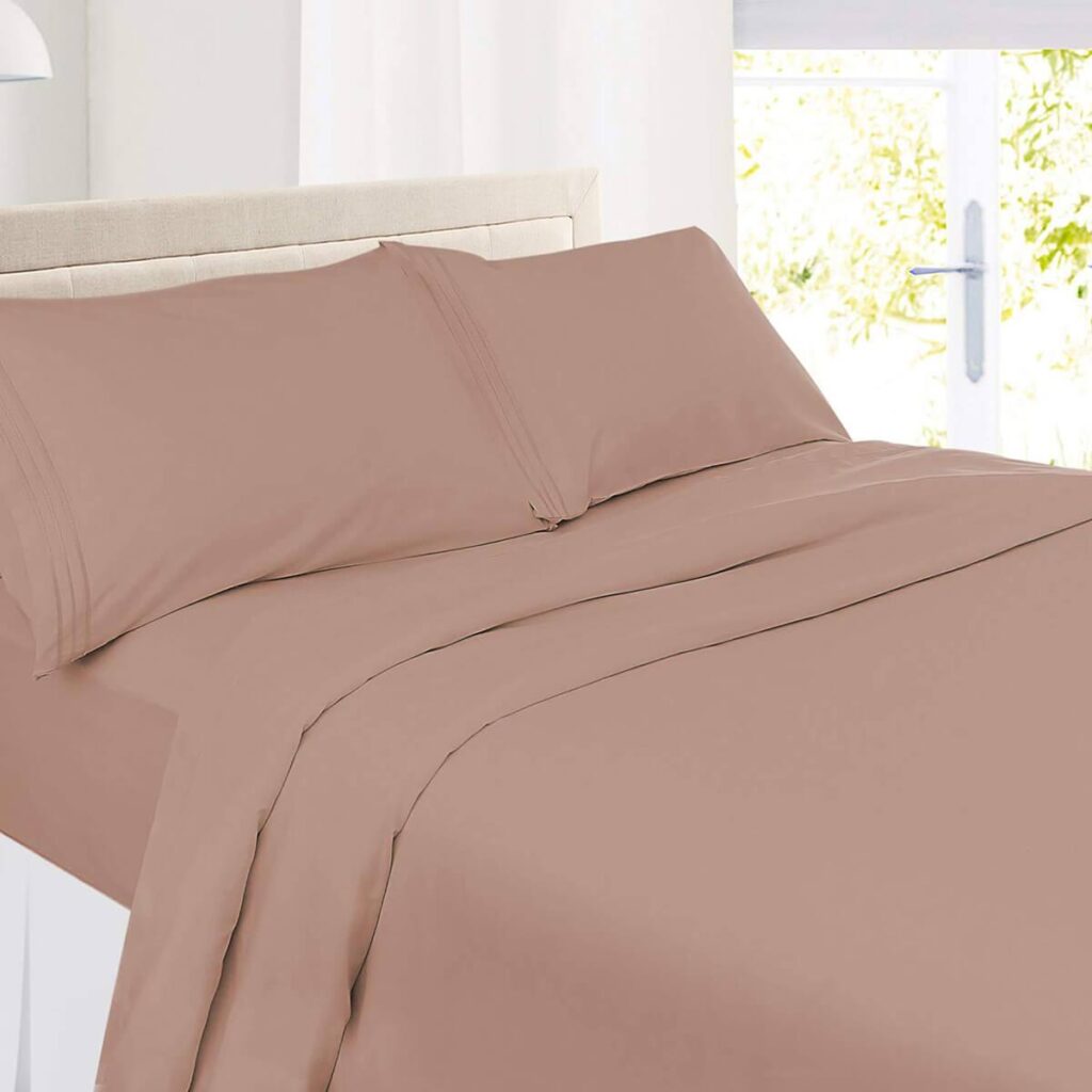 31 Amazing Bed Sheet Ideas for a Stylish Bedroom Look
