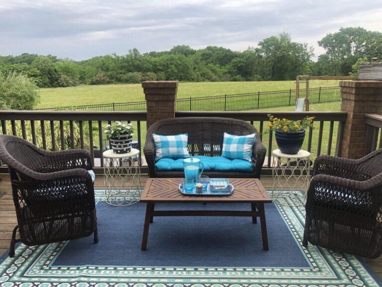 20 Inspiring Deck Designs for the Perfect Summer Retreat