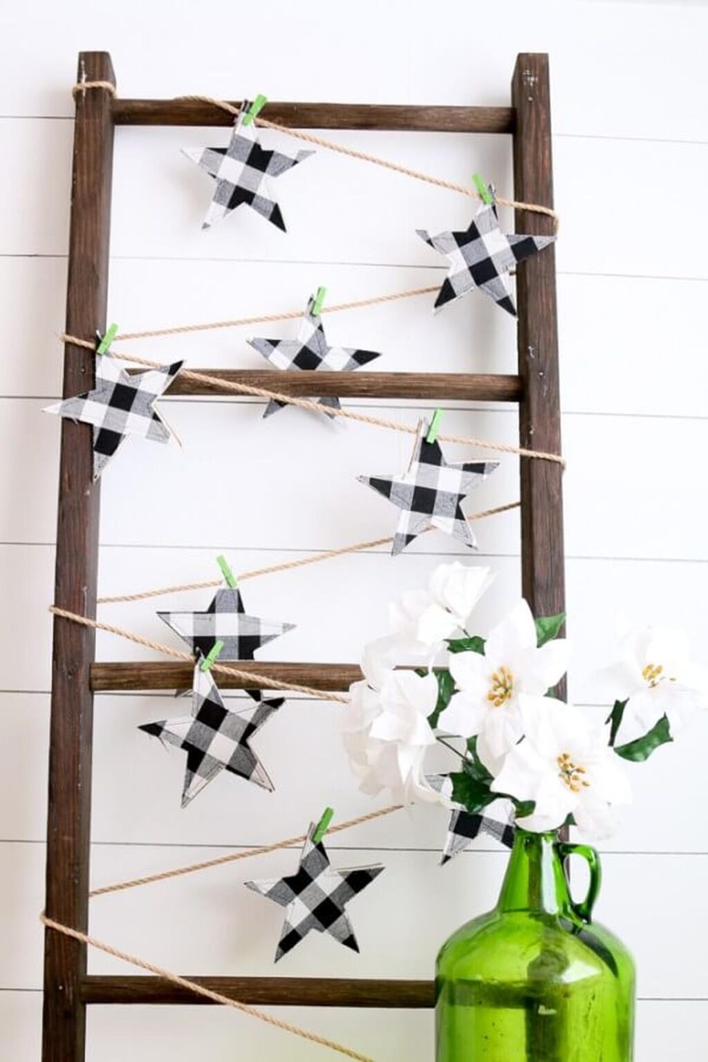 27 Easy DIY Garland Ideas to Craft at Home