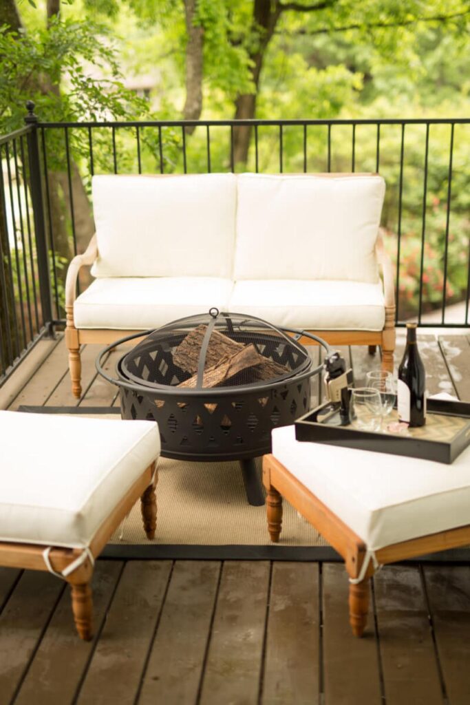24 Cozy Outdoor Seating Ideas to Revamp Your Space