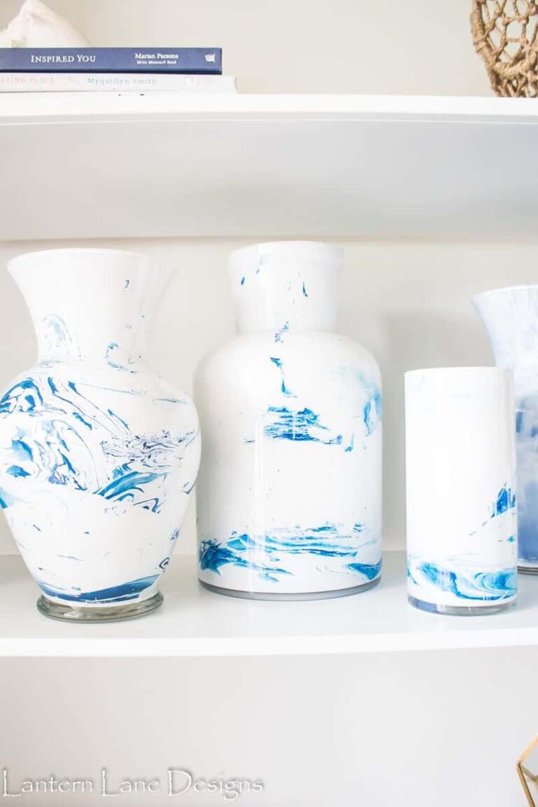 22 Stylish DIY Vase Projects to Display Your Blooms