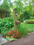28 Charming Mailbox Designs to Impress Your Visitors