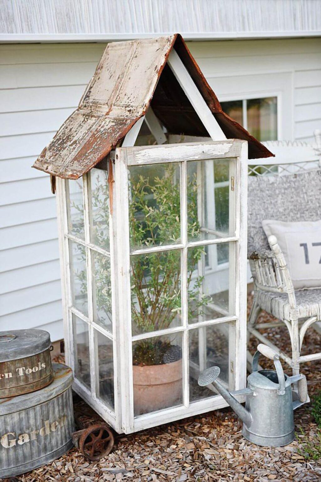 49 Eye-Catching Outdoor Designs Using Old Windows