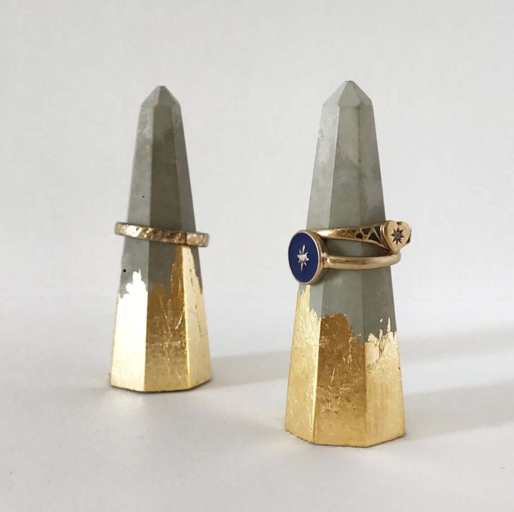39 Charming Ring Holder Ideas to Add Style to Your Space