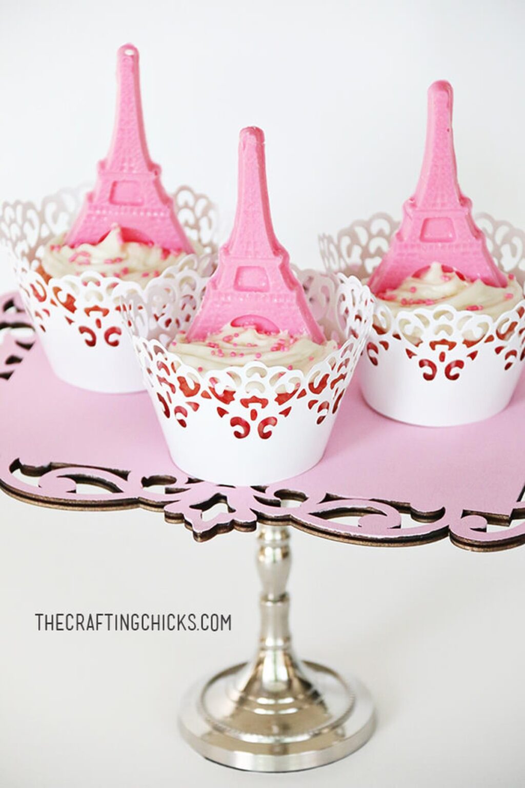 22 Gorgeous DIY Cake Stands to Dazzle at Your Next Party