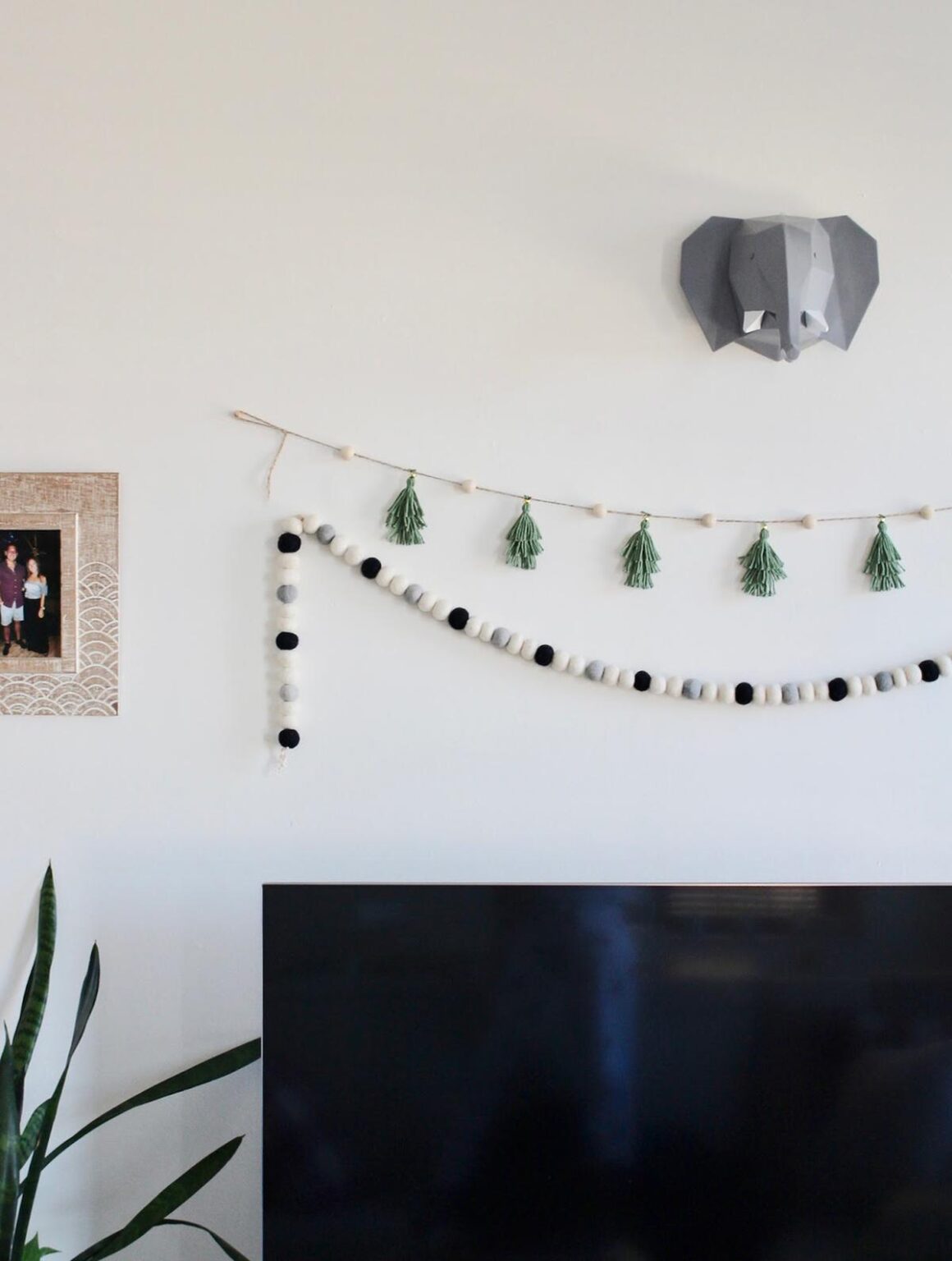 21 Joyful DIY Garland Ideas for Your Christmas Tree