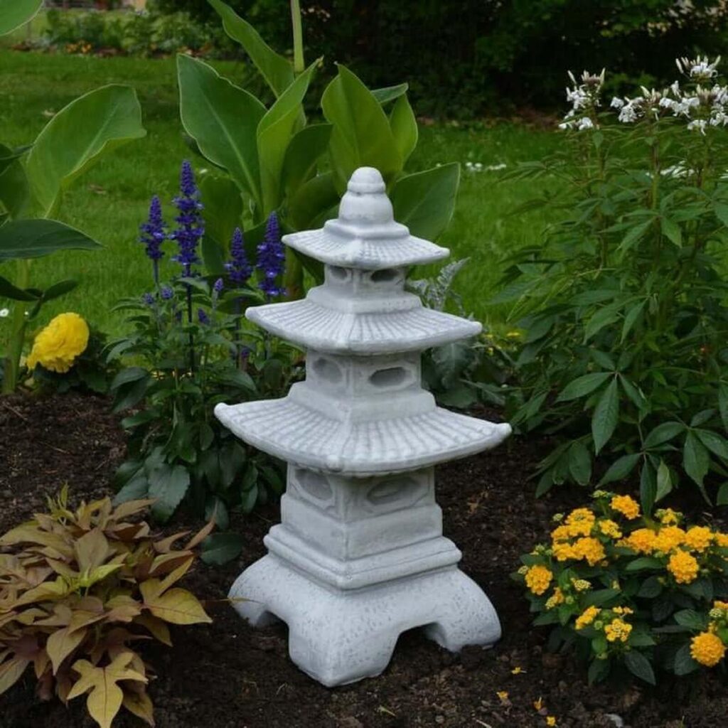 25 Eye-Catching Concrete Garden Sculptures