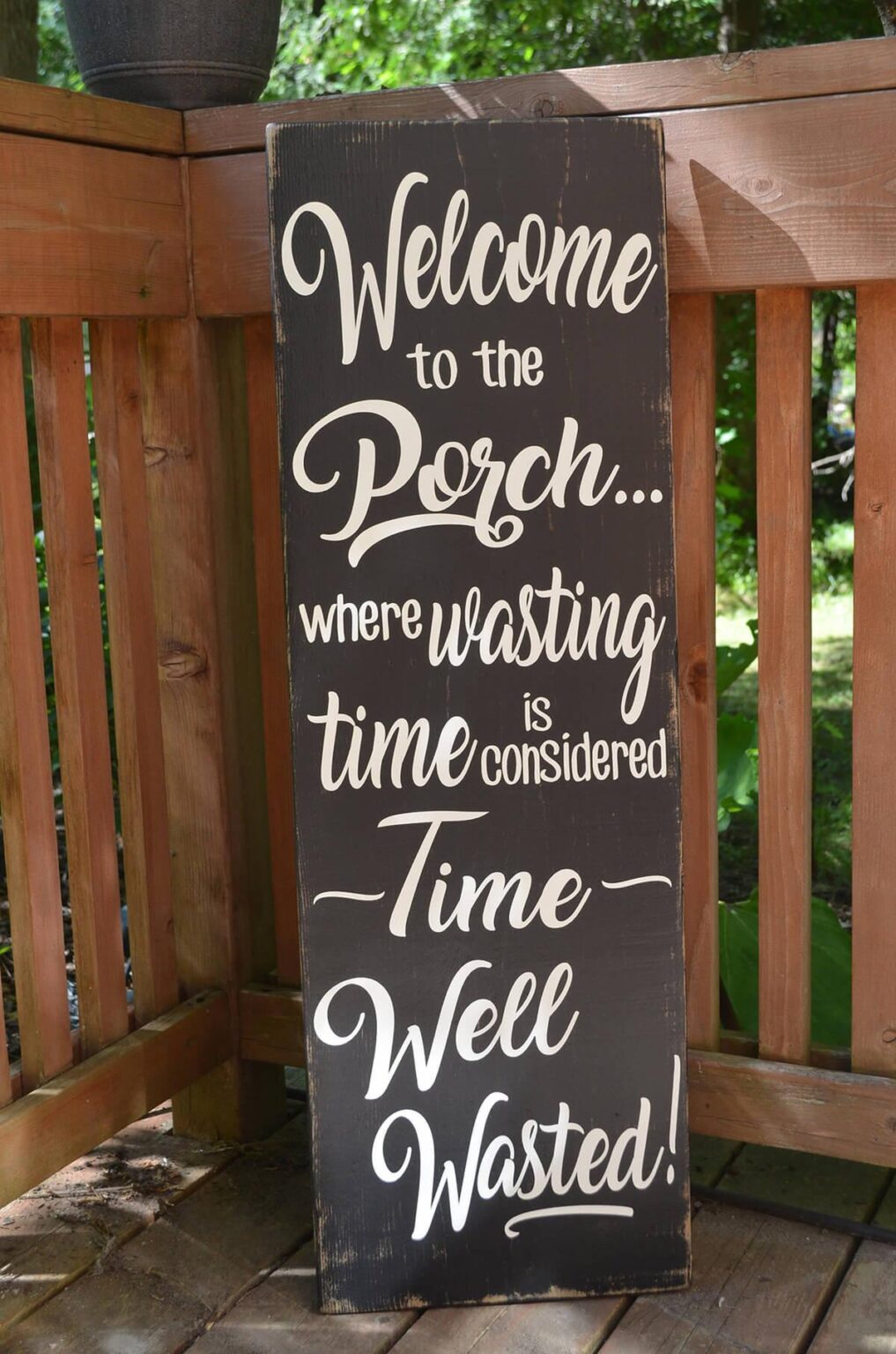 23 Inviting Rustic Veranda Designs to Enhance Your Home's Exterior