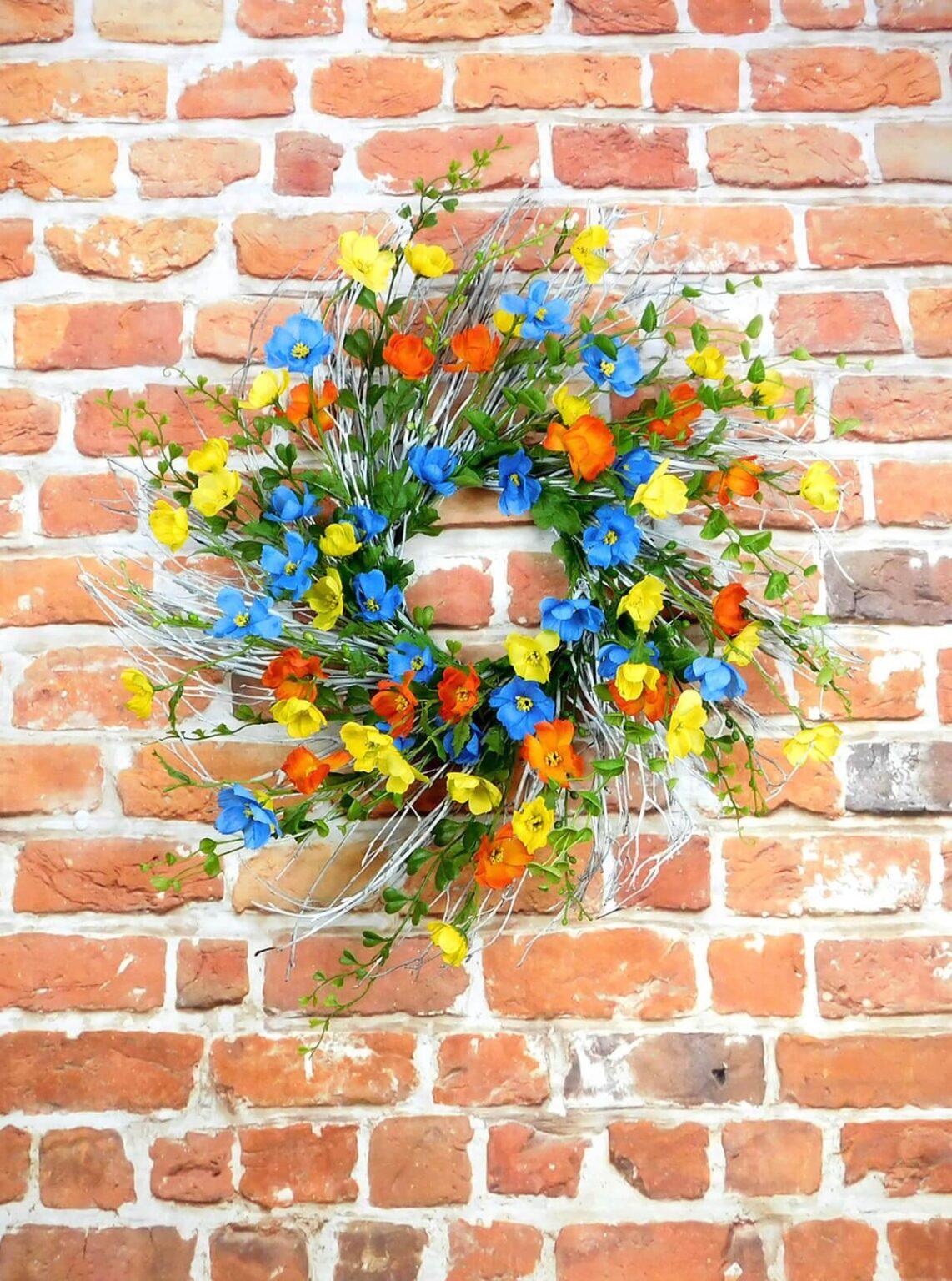 38 Gorgeous Spring Wreaths to Brighten Your Door