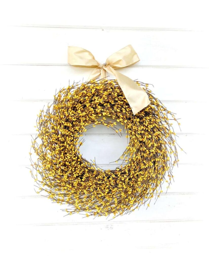 54 Rustic Farmhouse Wreath Designs to Welcome in Style