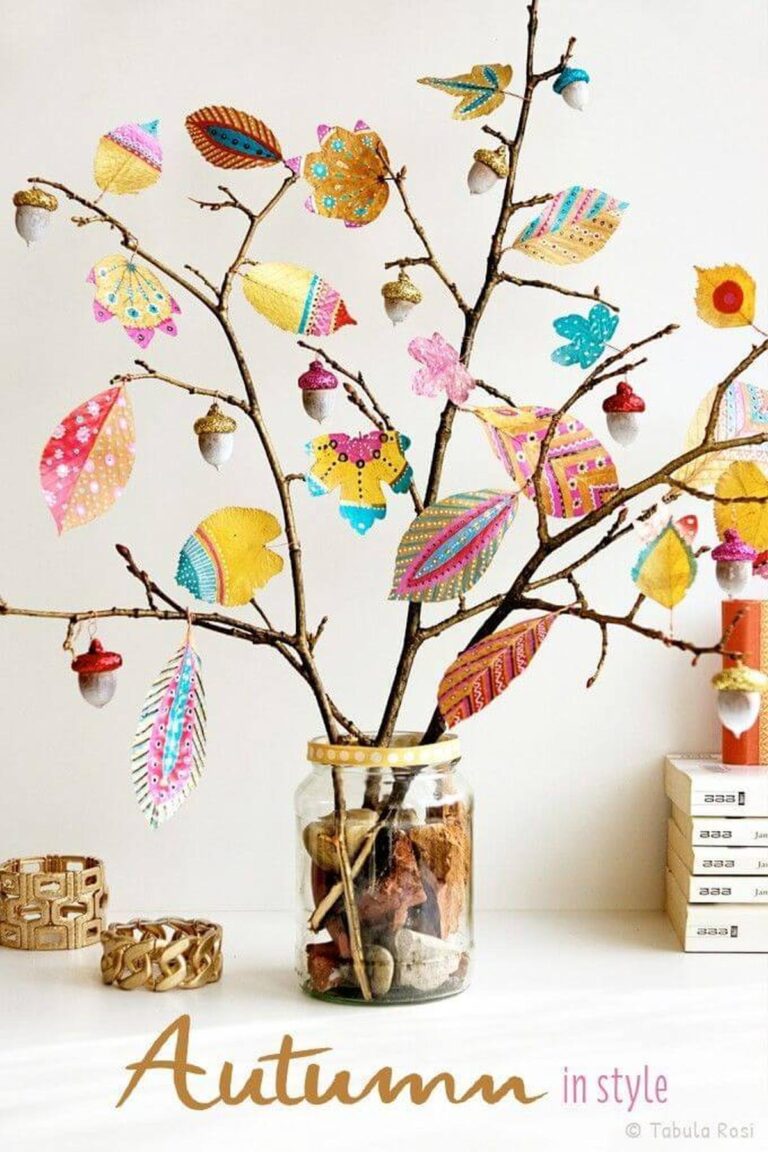 25 Must-Try Colorful DIY Fall Leaf Crafts for the Season