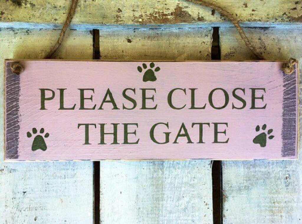 38 Charming Garden Signs to Personalize Your Green Space