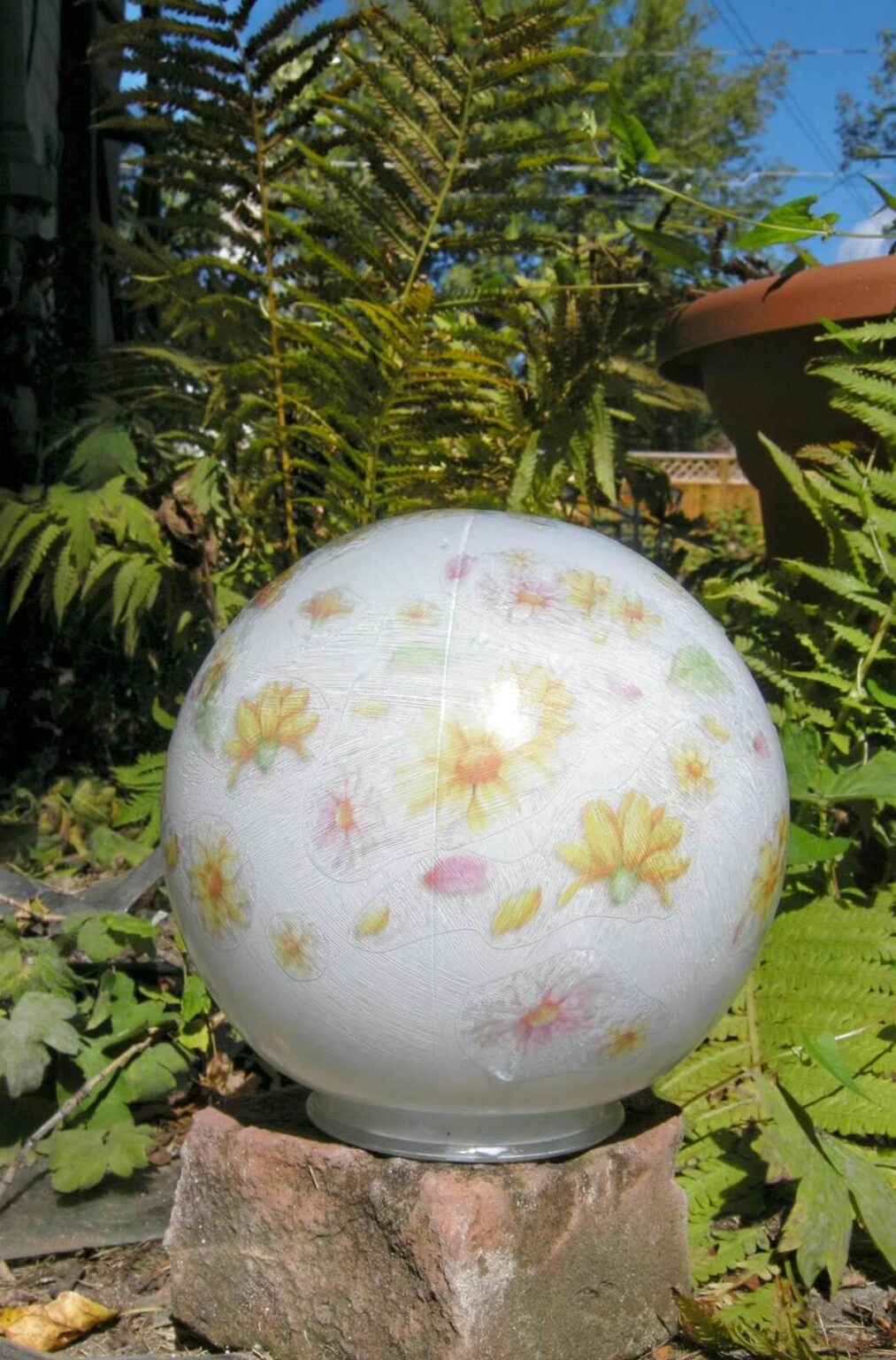 21 Simple DIY Garden Ball Ideas for a Stunning Yard