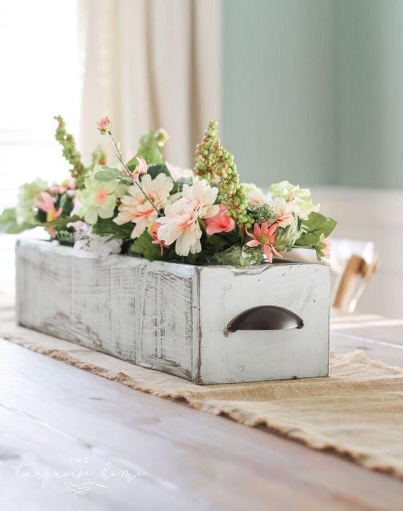 66 Delightful Spring Centerpiece Ideas for a Joyful Table