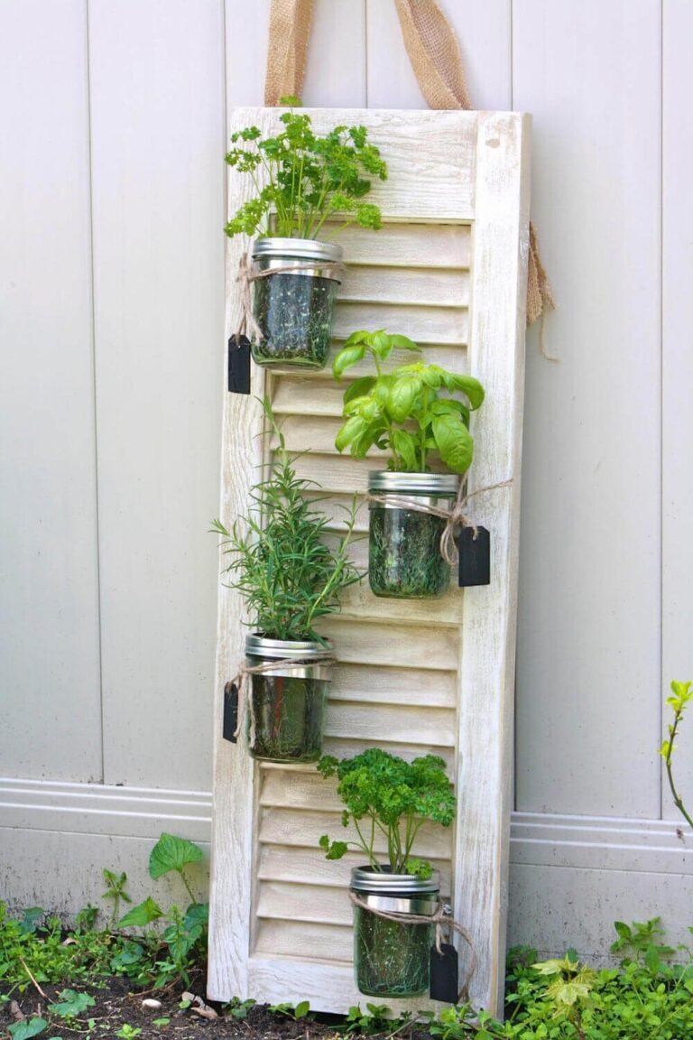36 Ideal Old Shutter Ideas for Creative Spaces