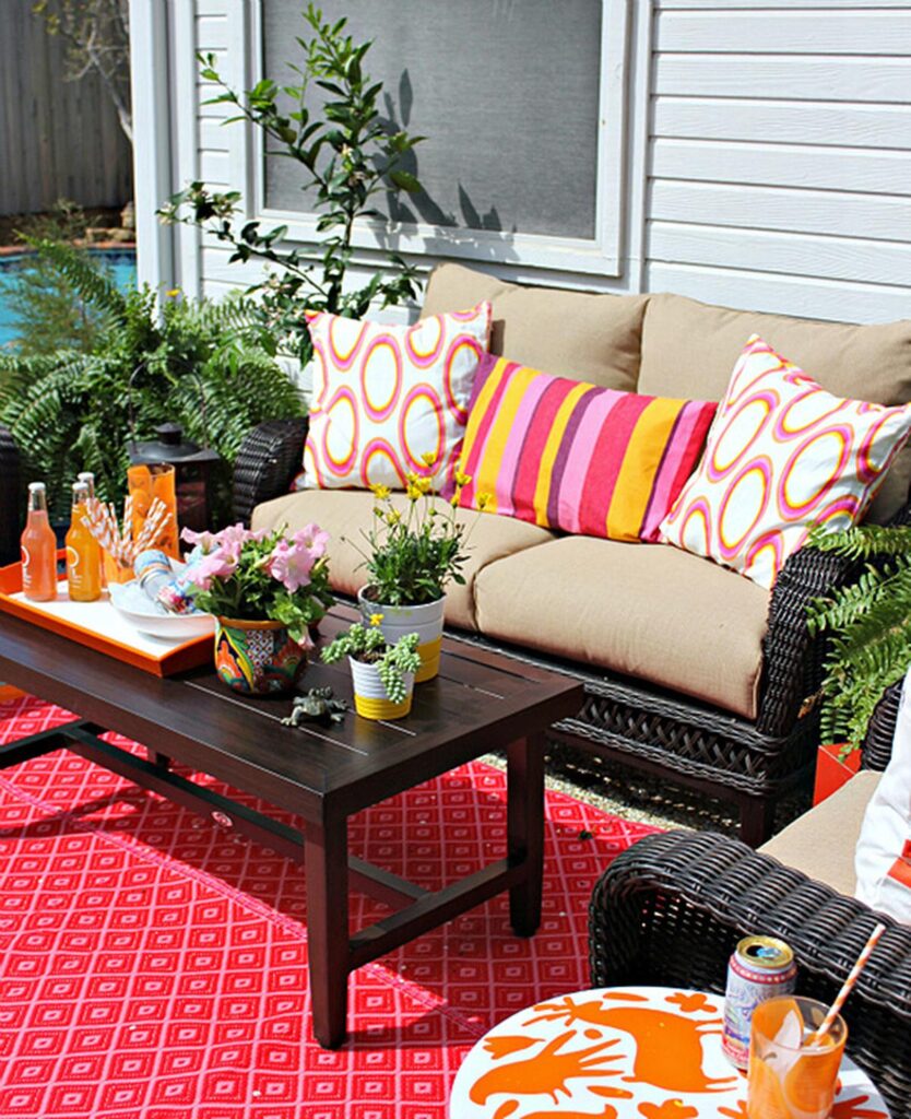 24 Cozy Outdoor Seating Ideas to Revamp Your Space