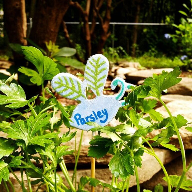 23 Amazing DIY Garden Stake Ideas That Spark Joy
