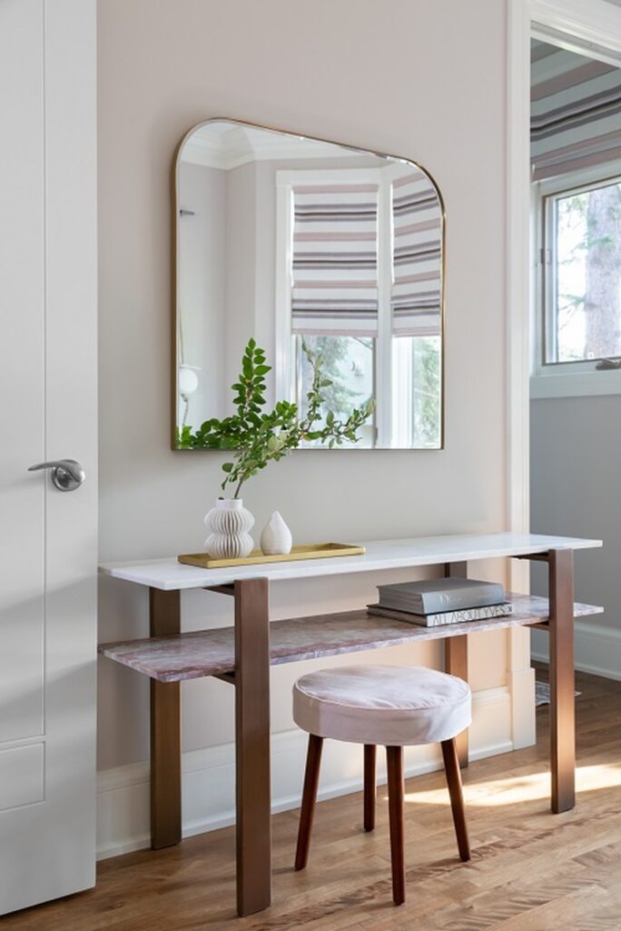 32 Refreshing Console Table Ideas with Plants for Cozy Homes